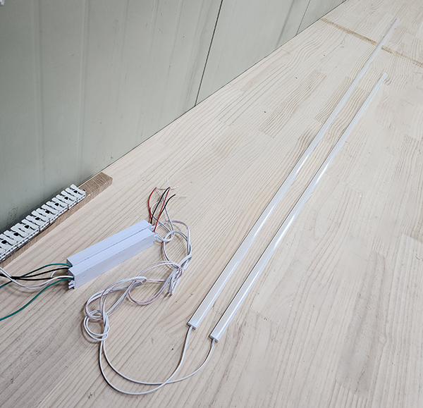 흰색 화이트 LED바 진열장조명 주방 간접조명 DW-1708 12V 코브바